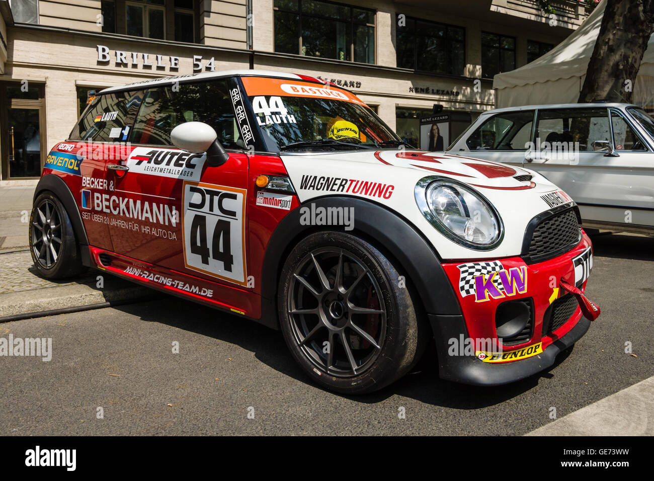 Mini cooper jcw r56 hi-res stock photography and images - Alamy