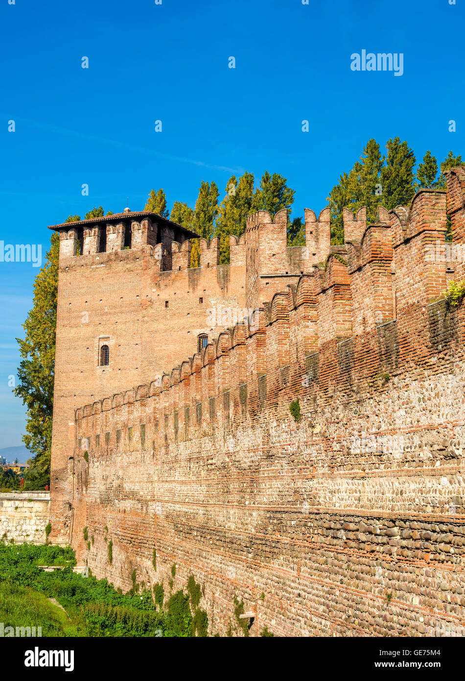 Verona italy castelvecchio castle hi-res stock photography and images ...
