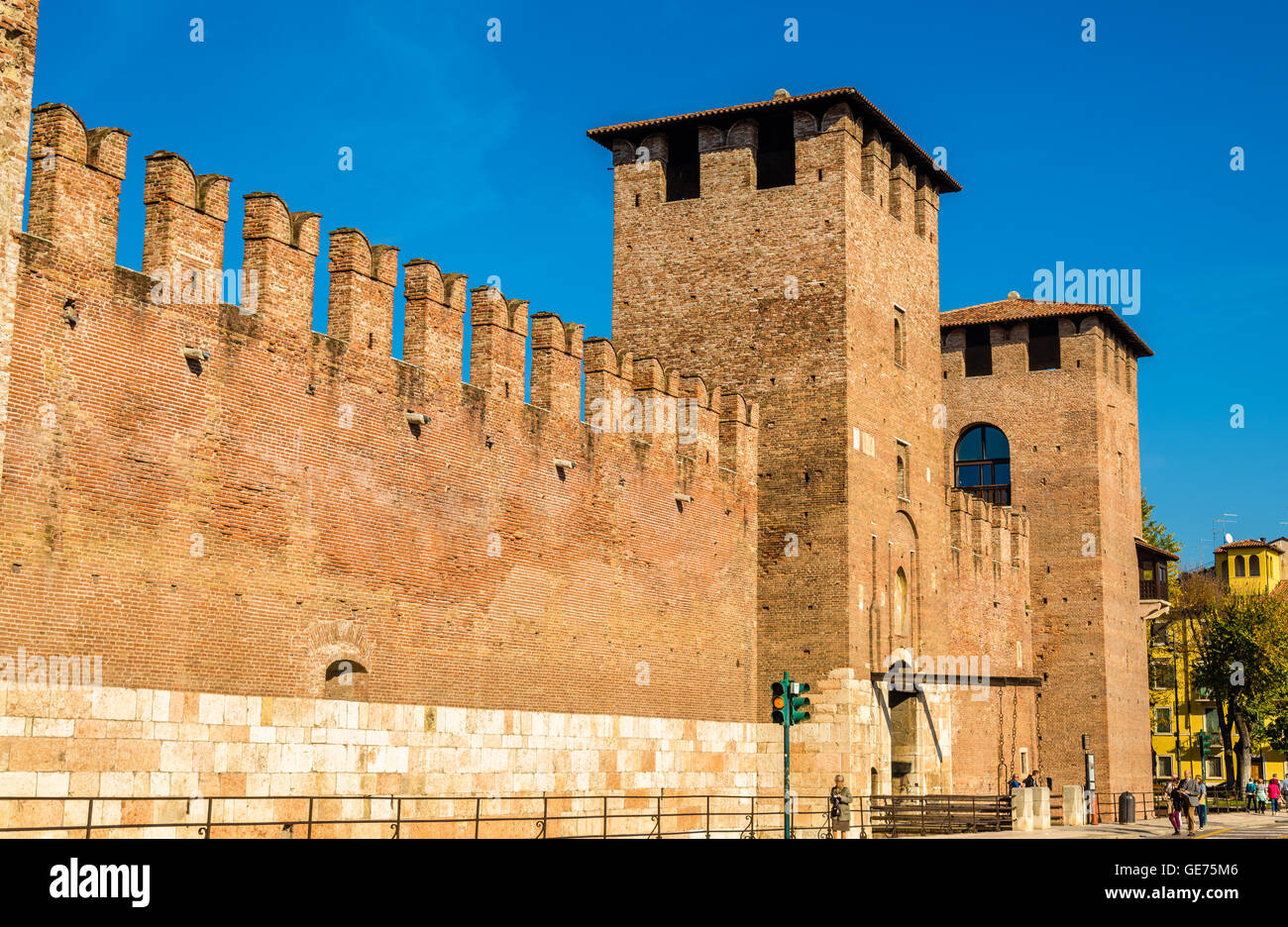 Verona italy castelvecchio castle hi-res stock photography and images ...