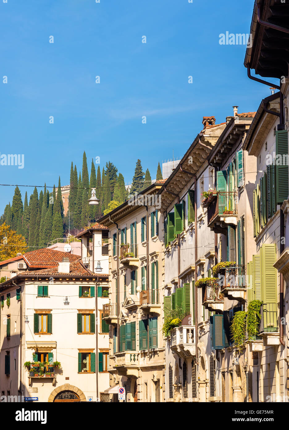 Buildings in the historic centre of Verona - Italy Stock Photo - Alamy