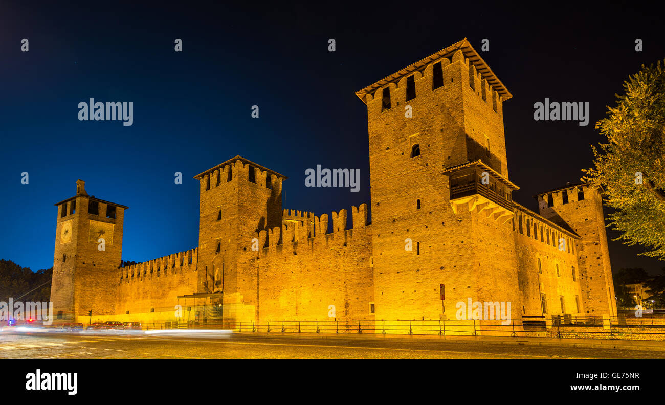 Verona scaliger medieval castle hi-res stock photography and images - Alamy