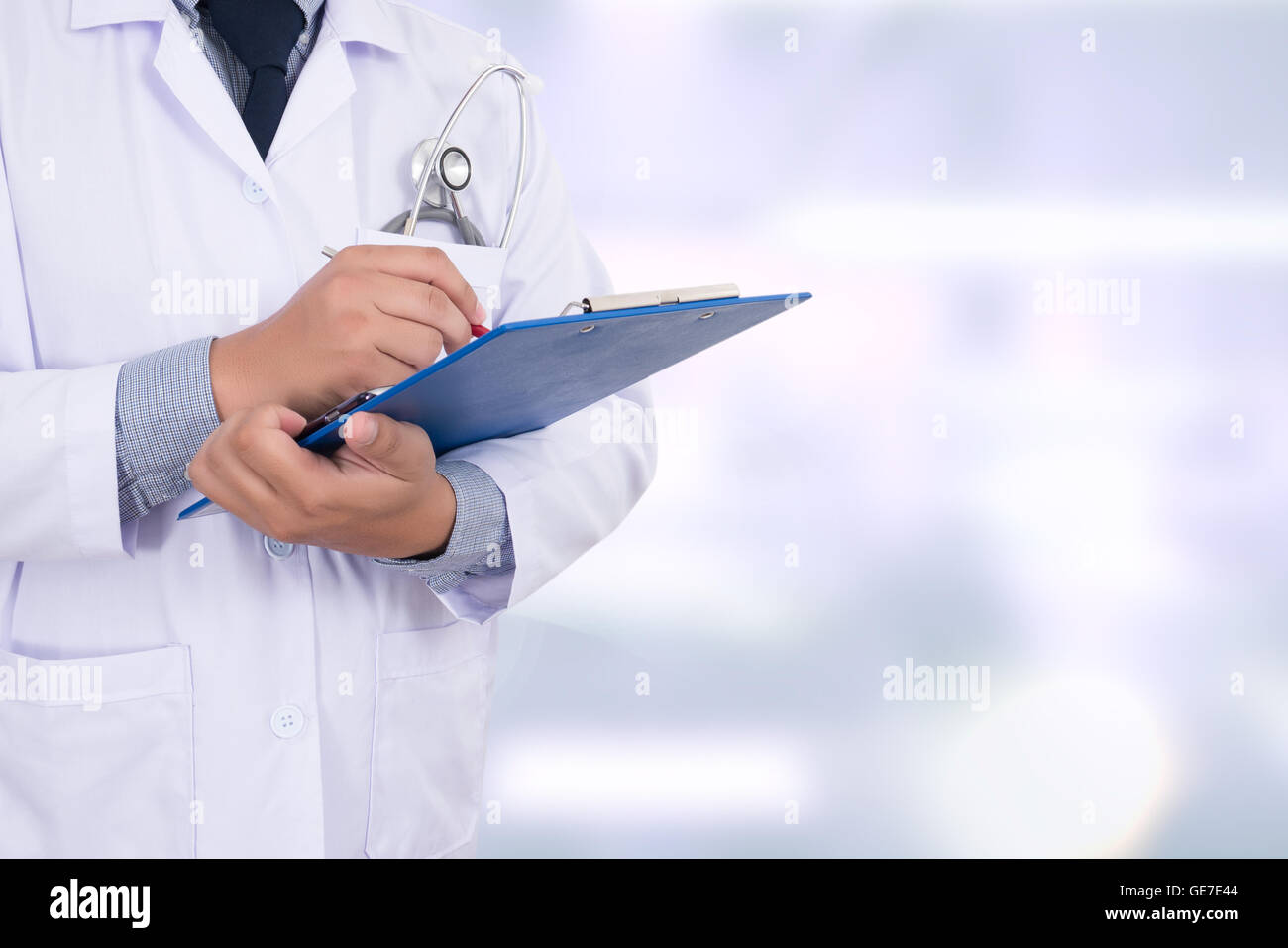 Doctor with files, doctor working with abstract blurry bokeh background ...