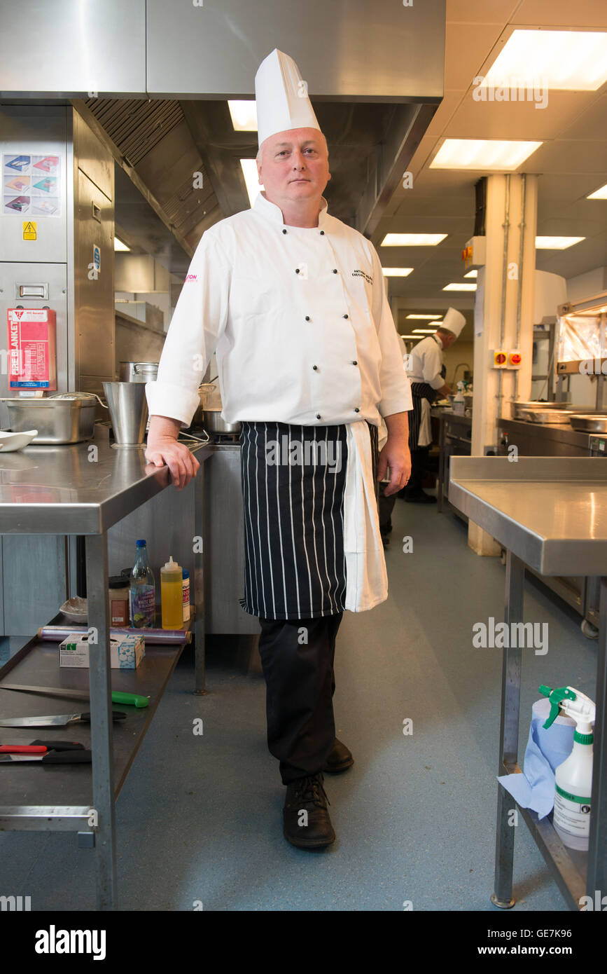 Professional head chef hi-res stock photography and images - Alamy