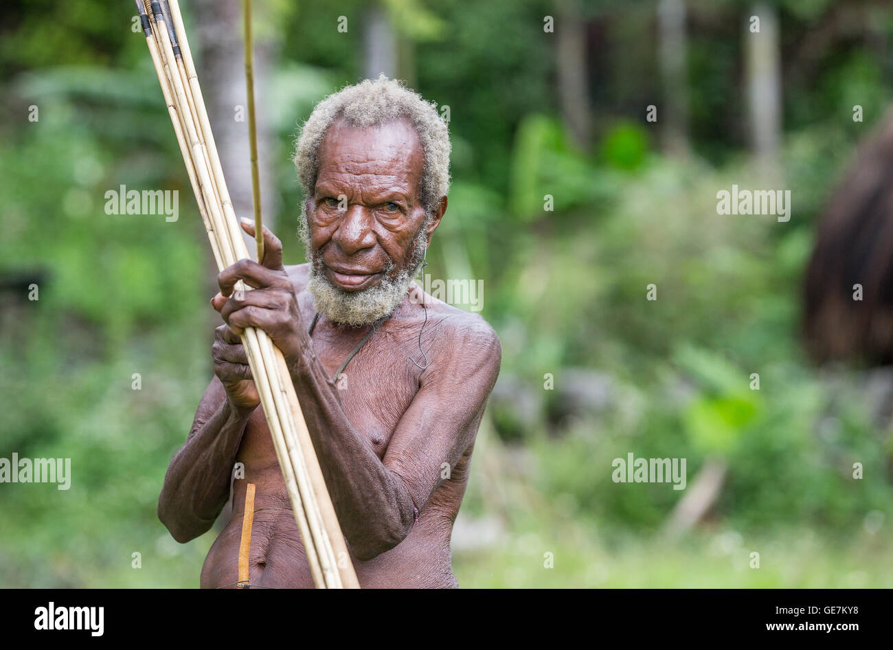 Tribal arrow hi-res stock photography and images - Alamy