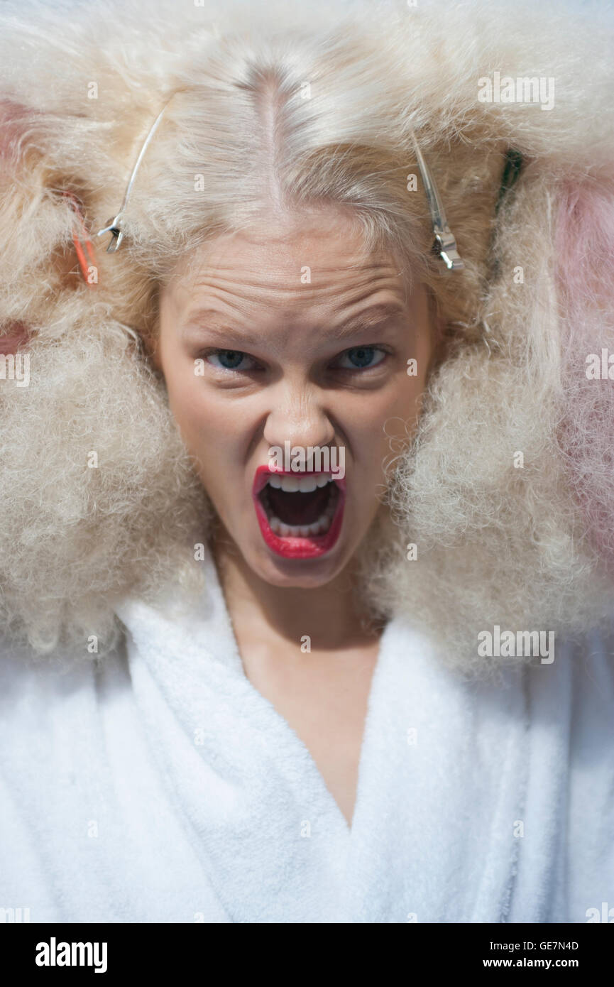 model backstage at london fashionweek Stock Photo - Alamy