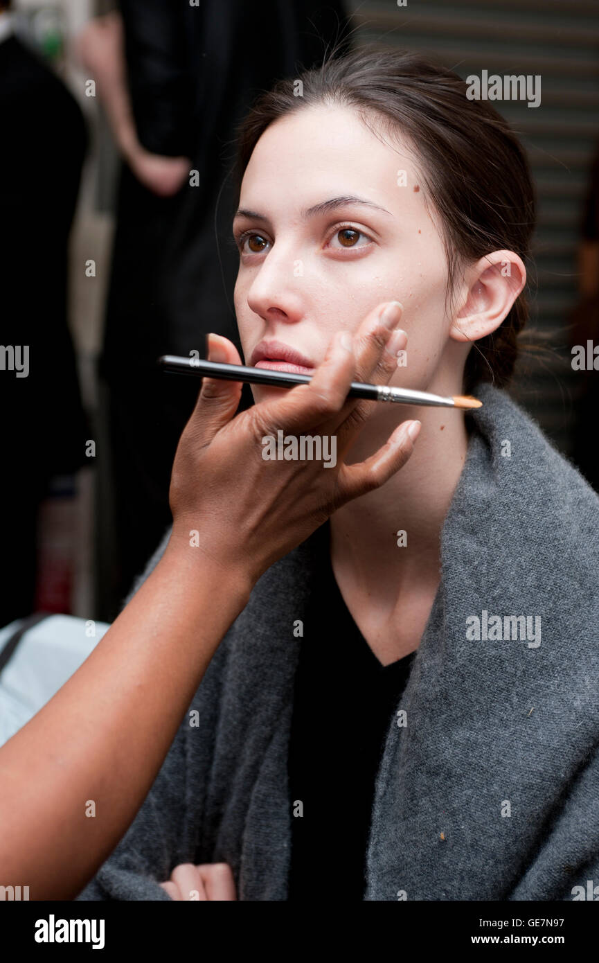 Hair stage hairdresser show hi-res stock photography and images - Alamy