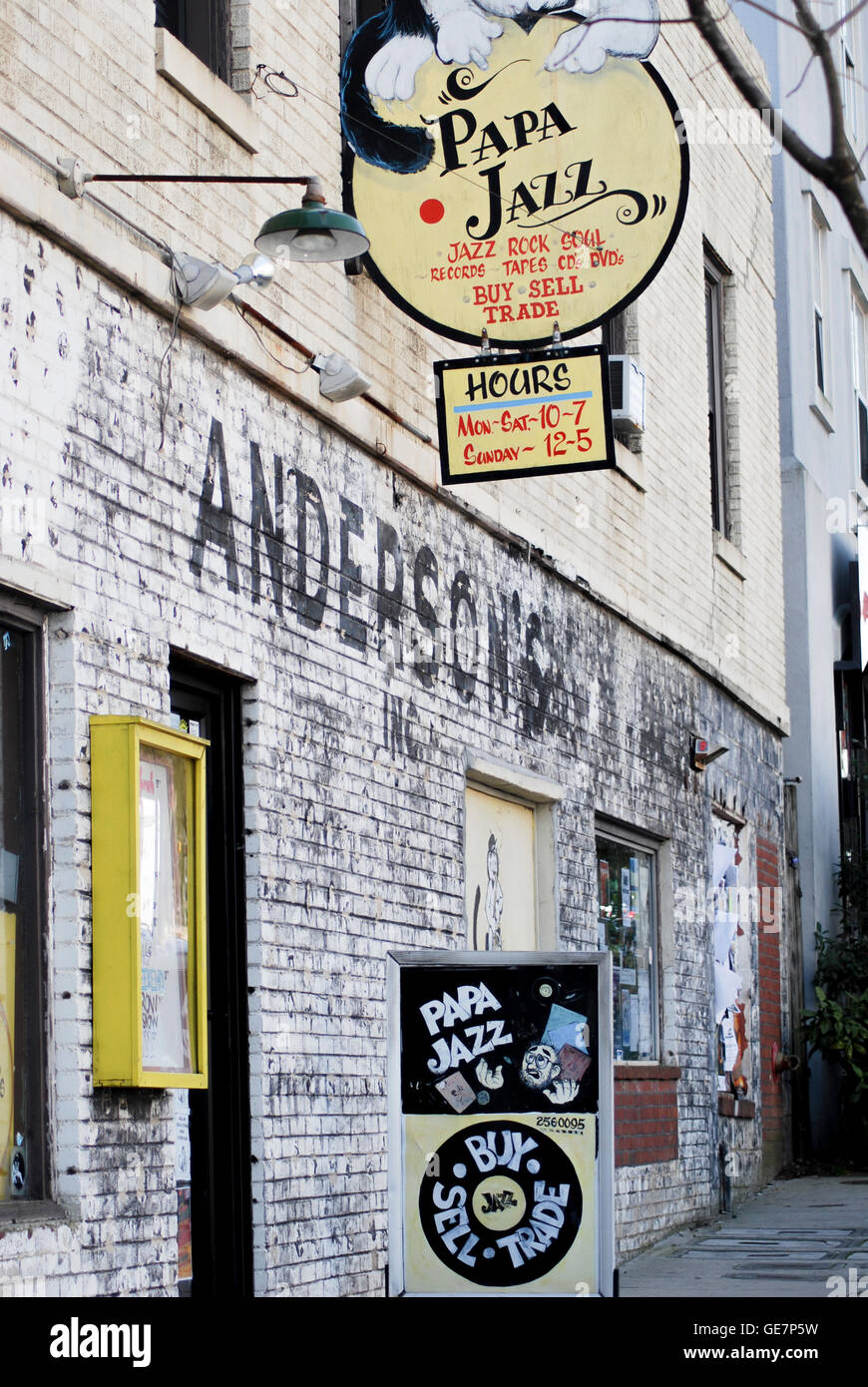 Papa jazz record shoppe hi-res stock photography and images - Alamy