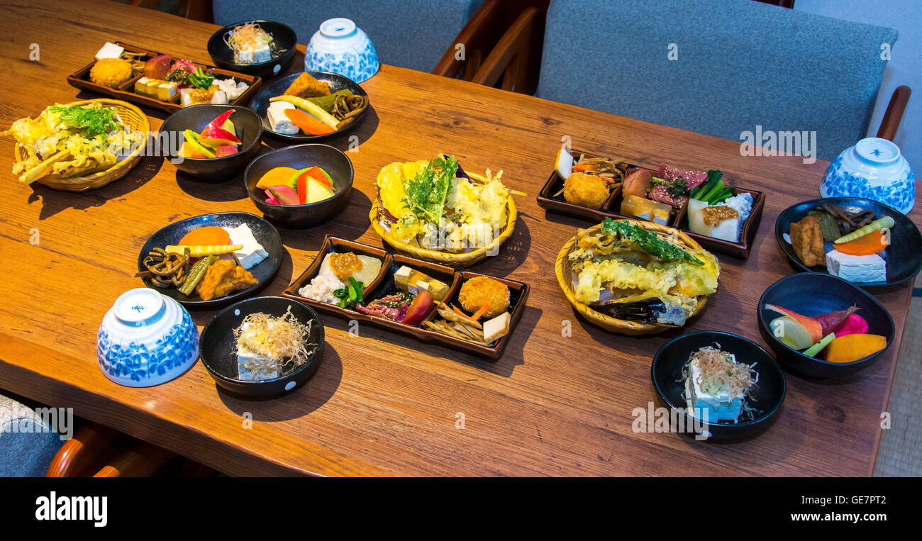 A traditional Japanese Kaiseki dinner. Japan Stock Photo - Alamy