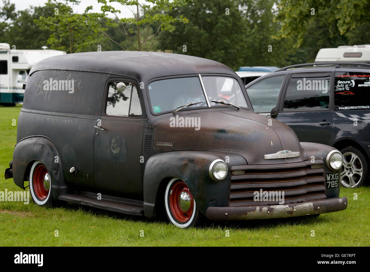 Rusty Old Trucks Stock Photos & Rusty Old Trucks Stock Images - Alamy