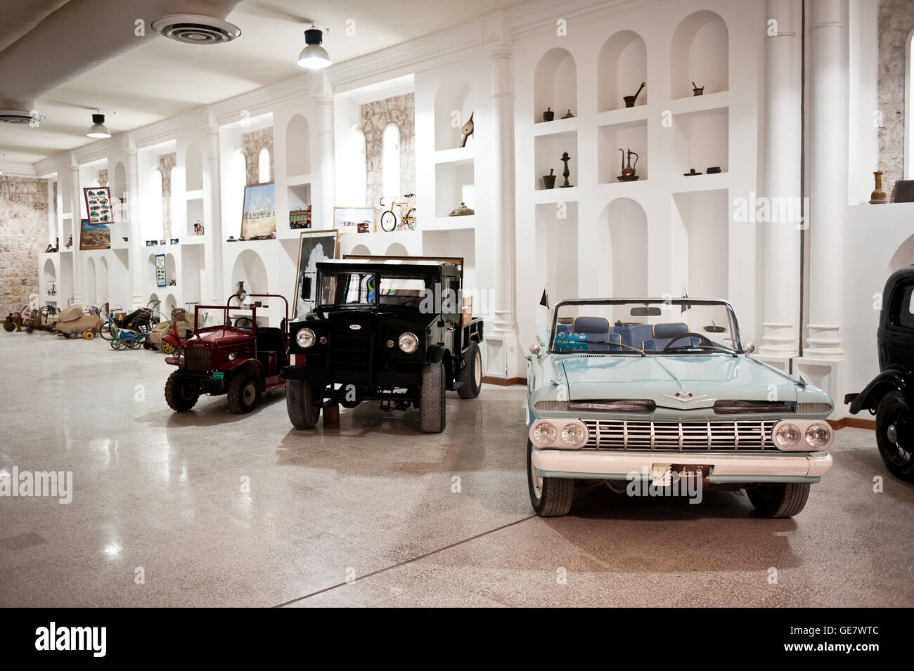 Sheikh faisal al thani hi-res stock photography and images - Alamy