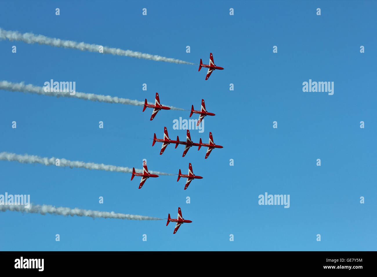 RAF, Red Arrows in Kuwait Stock Photo - Alamy