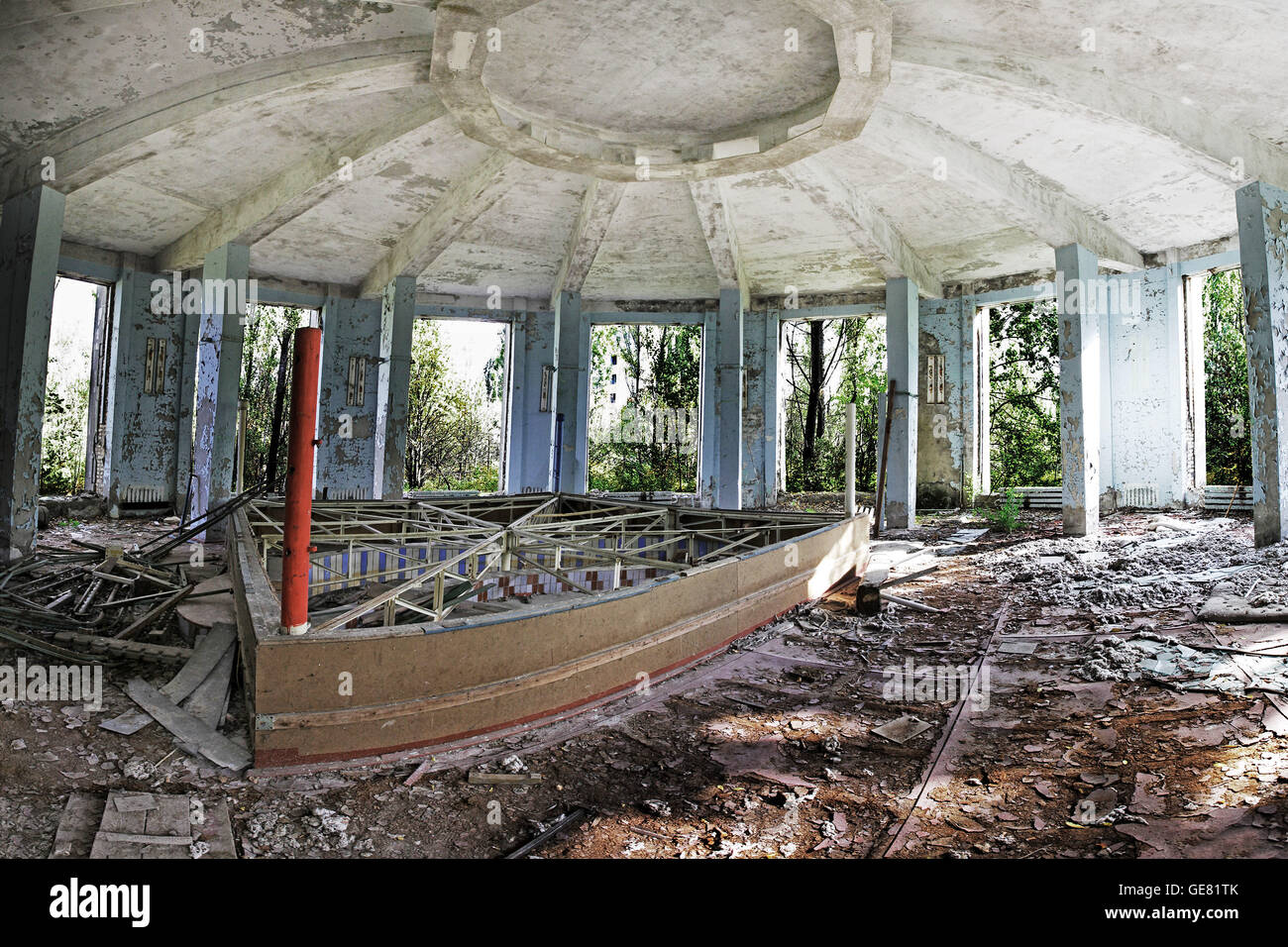 The abandoned town of Pripyat in the Chernobyl exclusion zone, Ukraine ...
