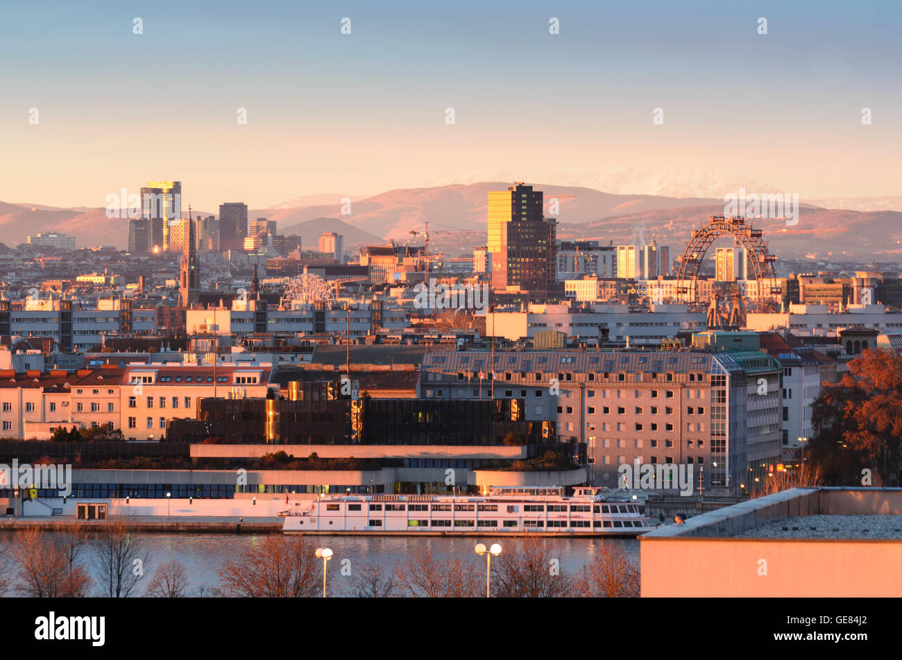 Justice centre wien mitte hi-res stock photography and images - Alamy