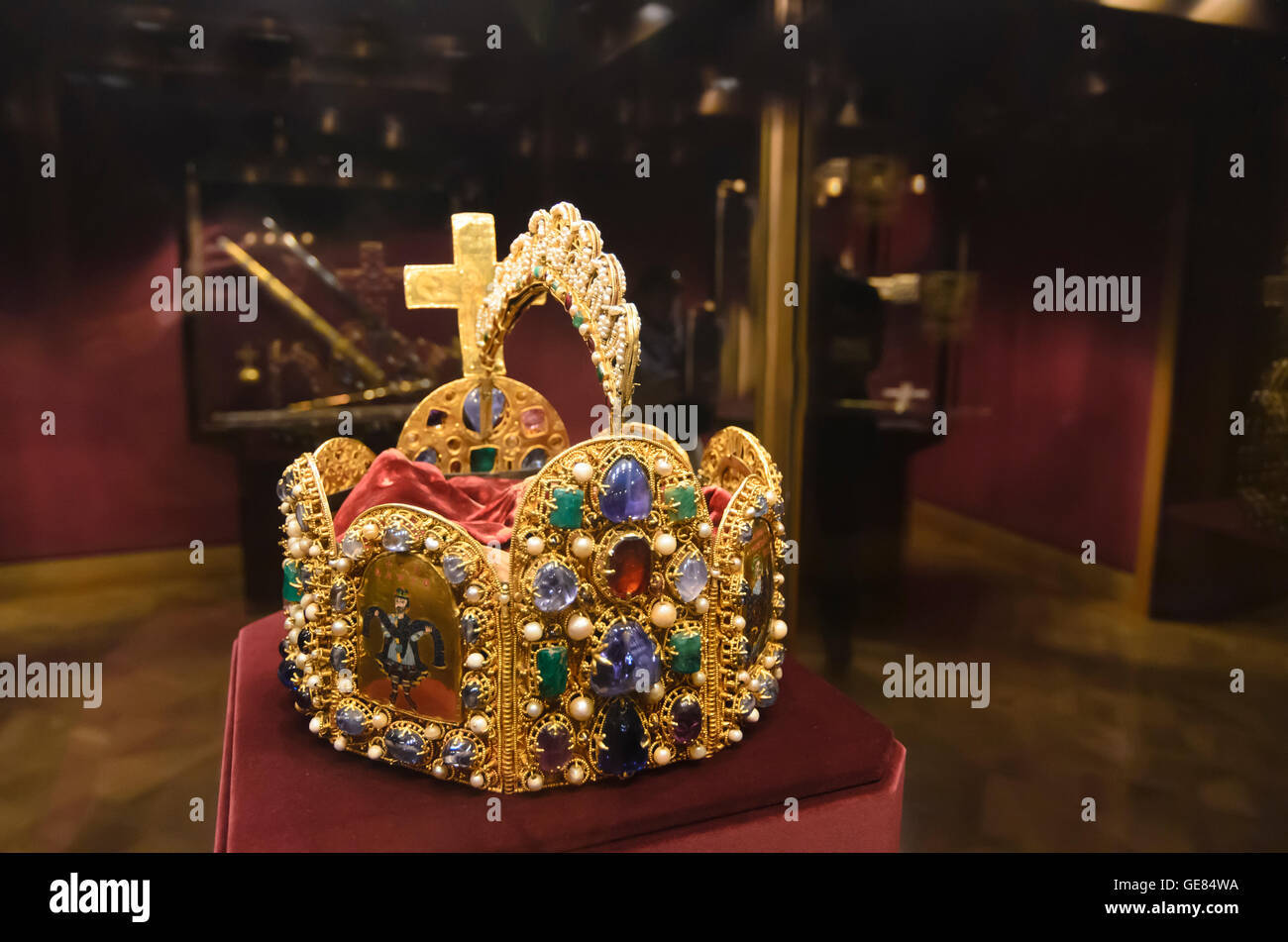 Wien, Vienna: Treasury in the Hofburg : imperial crown of the Holy ...