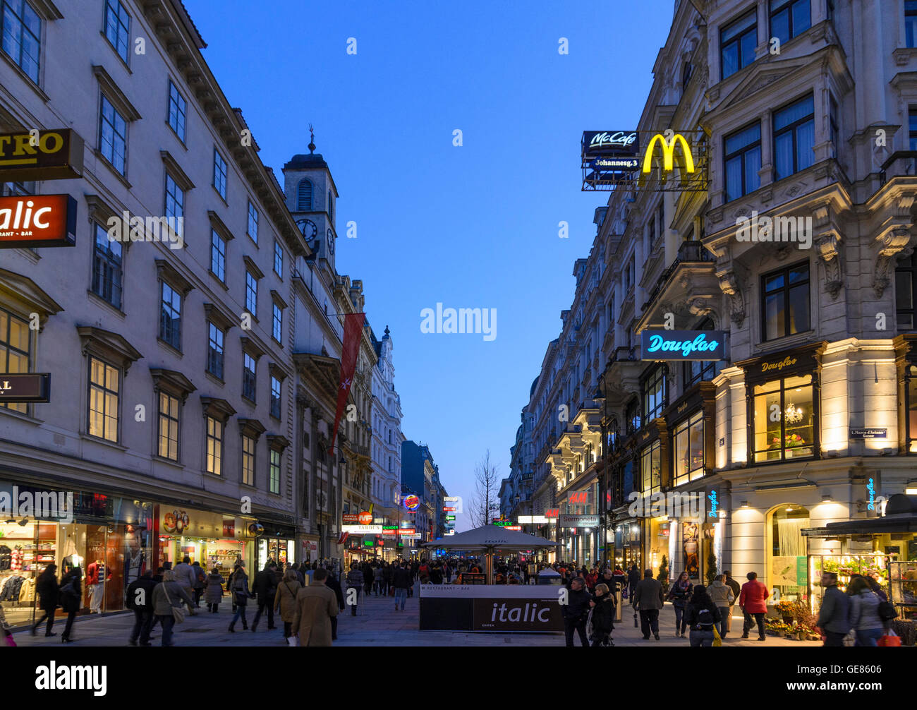 Wien, Vienna: pedestrian zone Kärntner Straße, Austria, Wien, 01 Stock ...