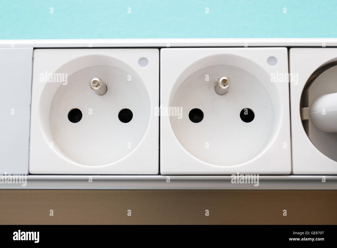 Computer outlet hi-res stock photography and images - Alamy