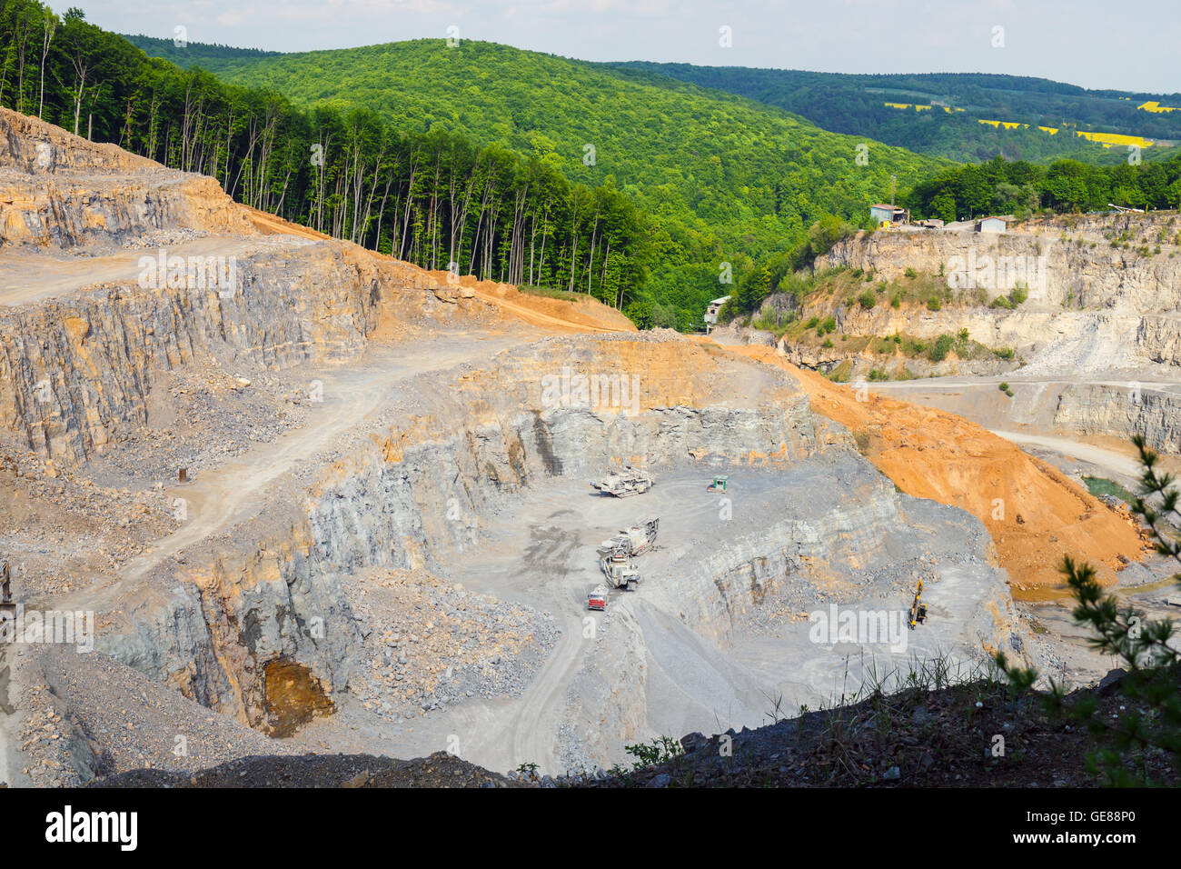 Layers in marble quarry hi-res stock photography and images - Alamy