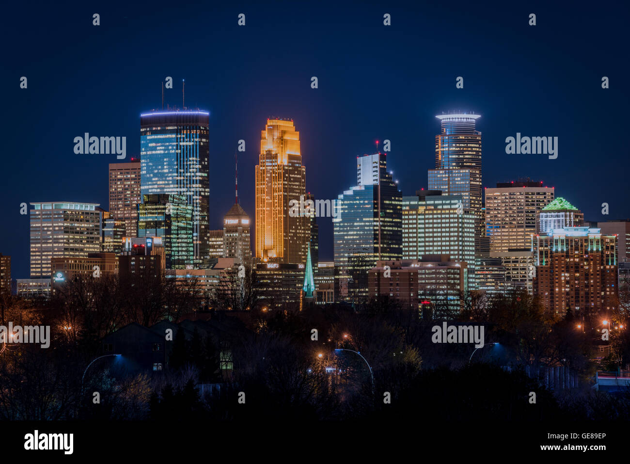Night Time Minneapolis Skyline Stock Photo - Alamy