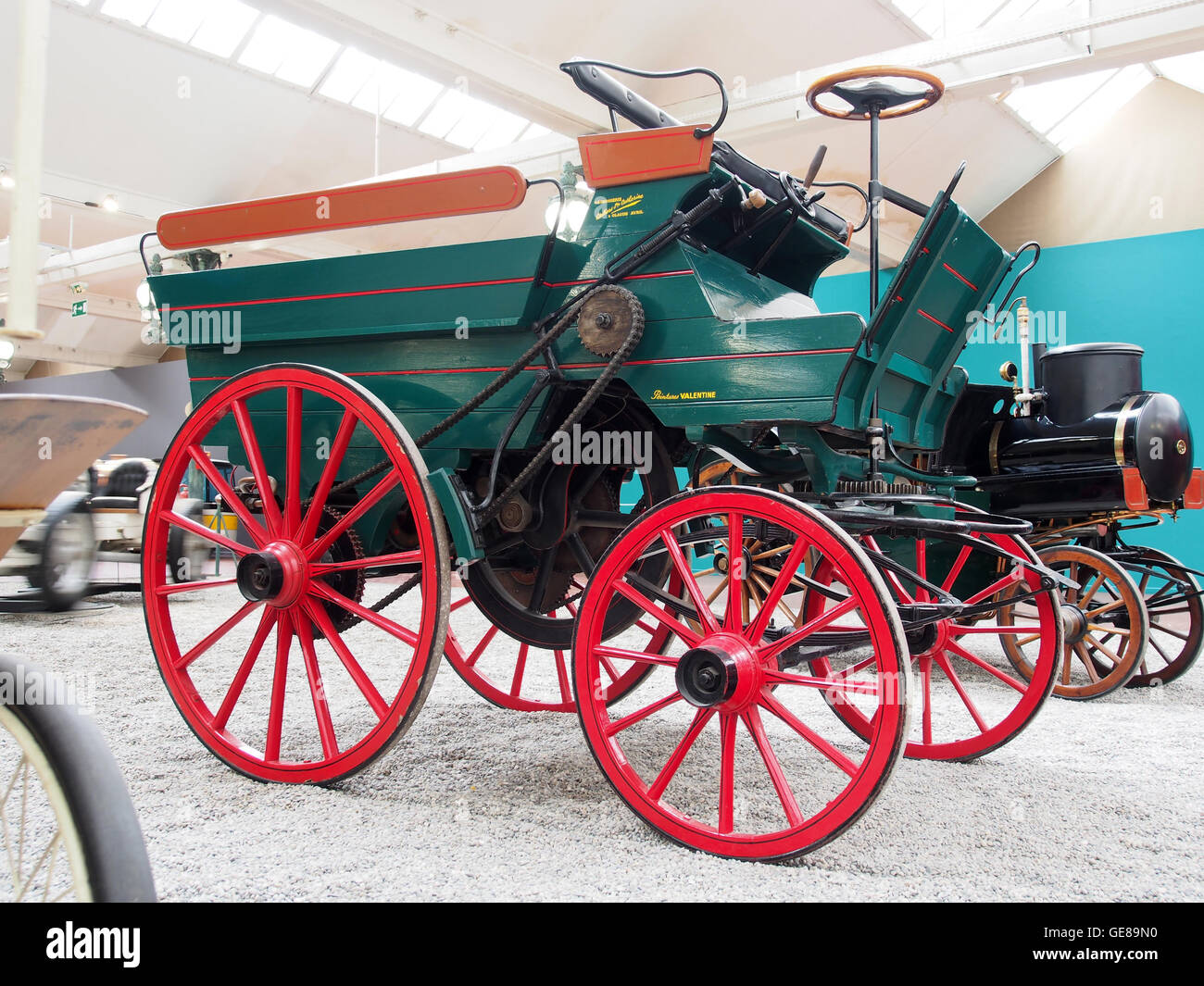 The 1884 Delamare-Debouteville et Maladin is an early French vehicle ...
