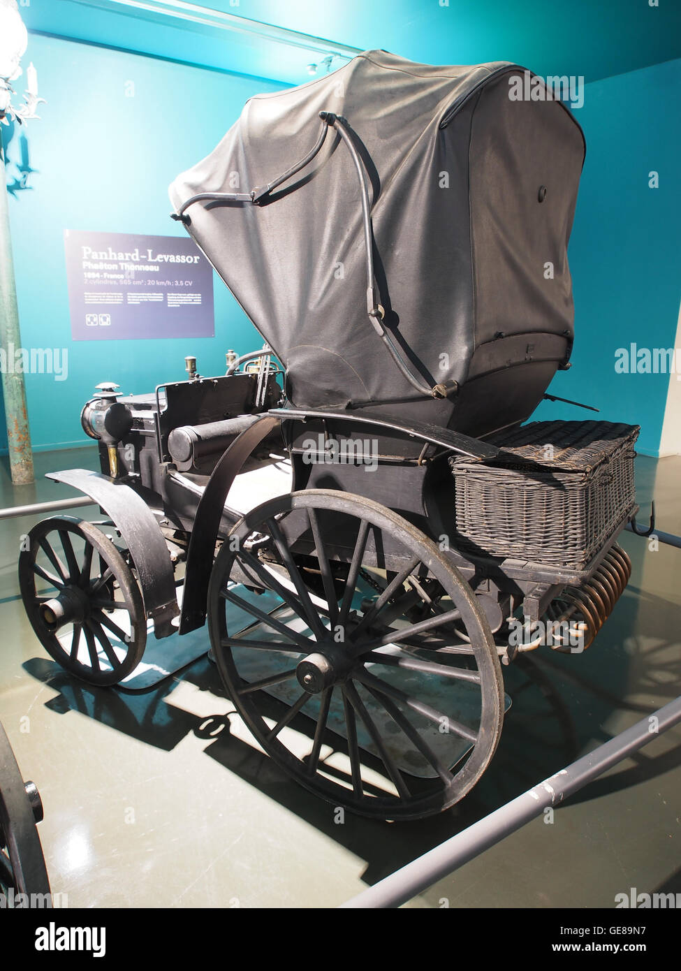The 1891 Panhard & Levassor 1.75cv with a 12 km/h speed, powered by the ...