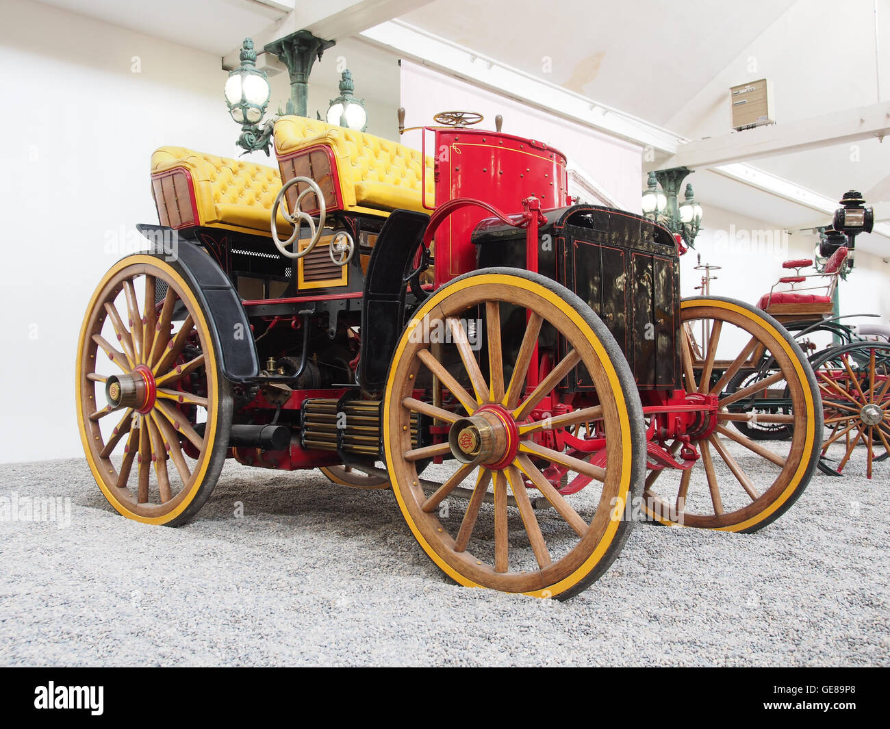 The 1893 Menier Double Phaeton, a pioneering automobile with two V ...
