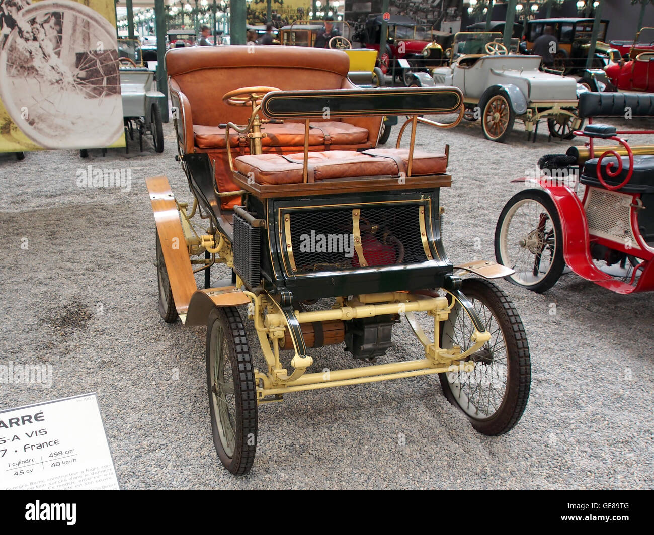The 1897 Barré Vis-à-vis, a French car with a 498cc engine, known for ...