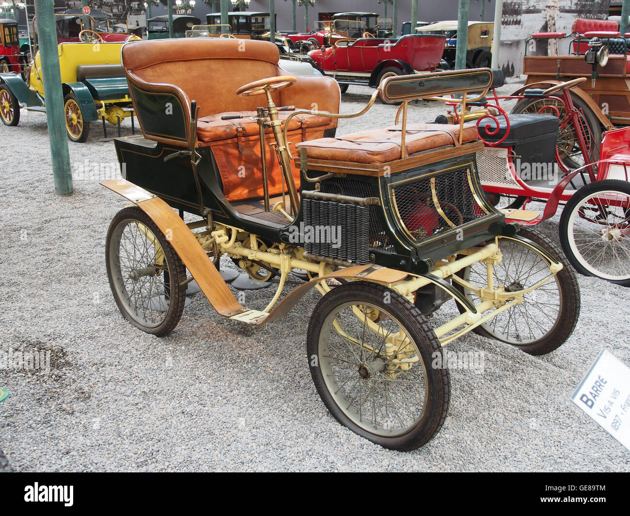 The 1897 Barré Vis-a-vis, a classic French automobile with a 498cc ...