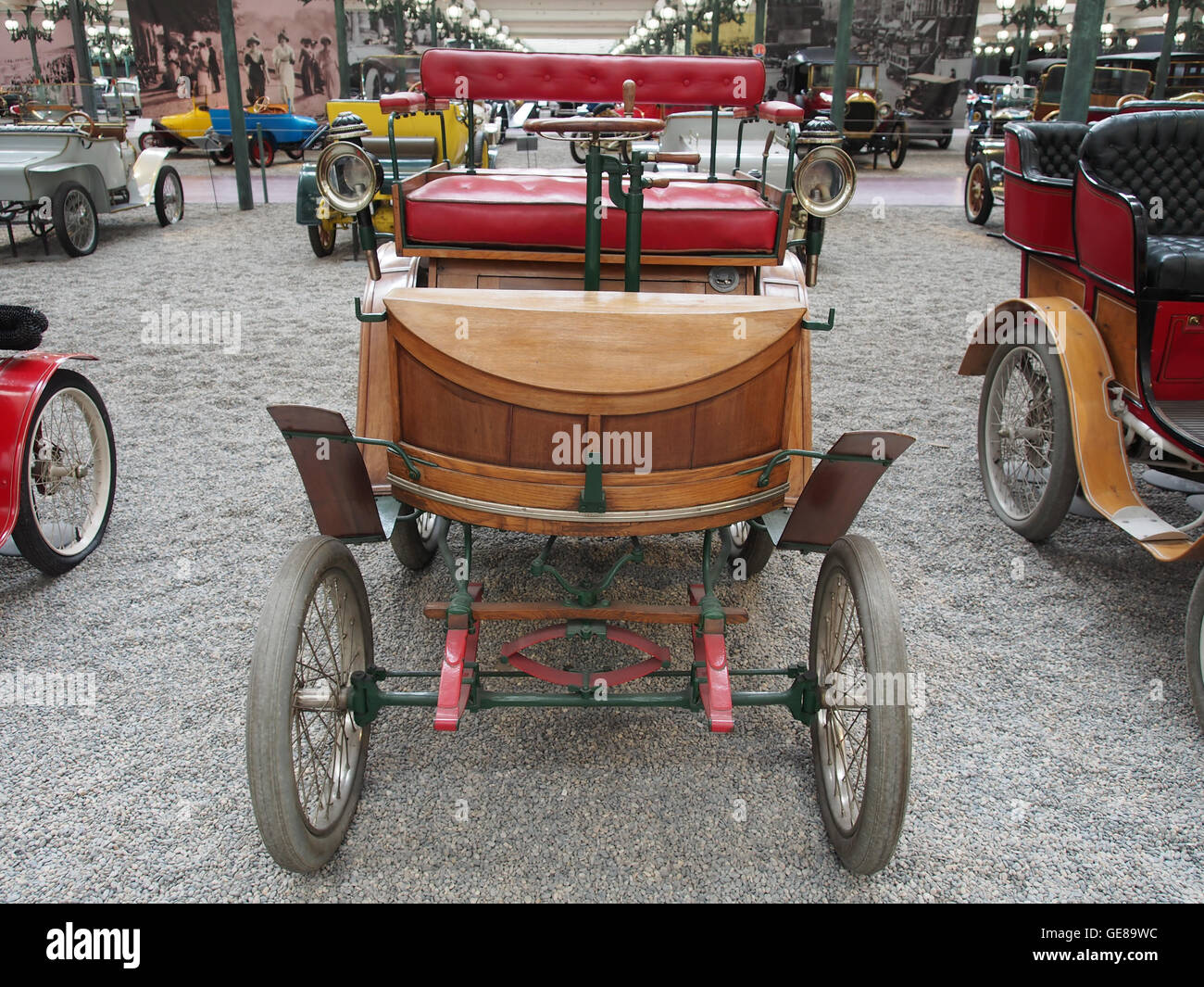 Vintage 1890s car automobile hi-res stock photography and images - Alamy