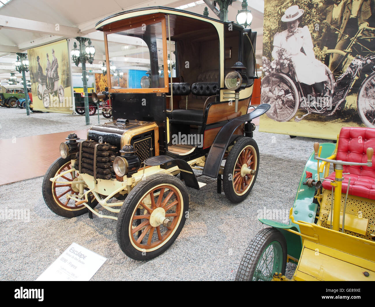 Car landaulet hi-res stock photography and images - Alamy