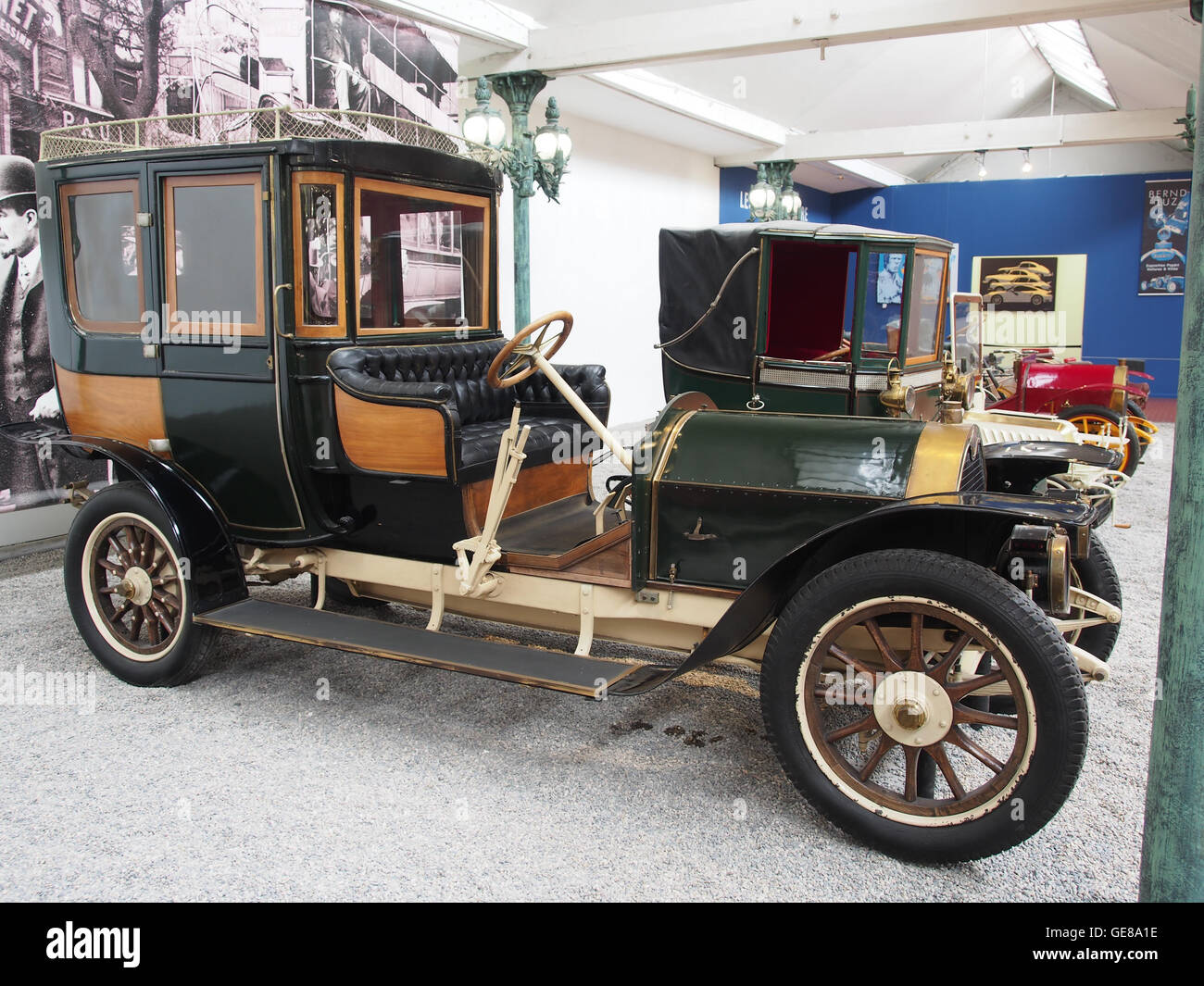 The 1907 Darracq Coupe, a rare luxury car of the early 20th century ...