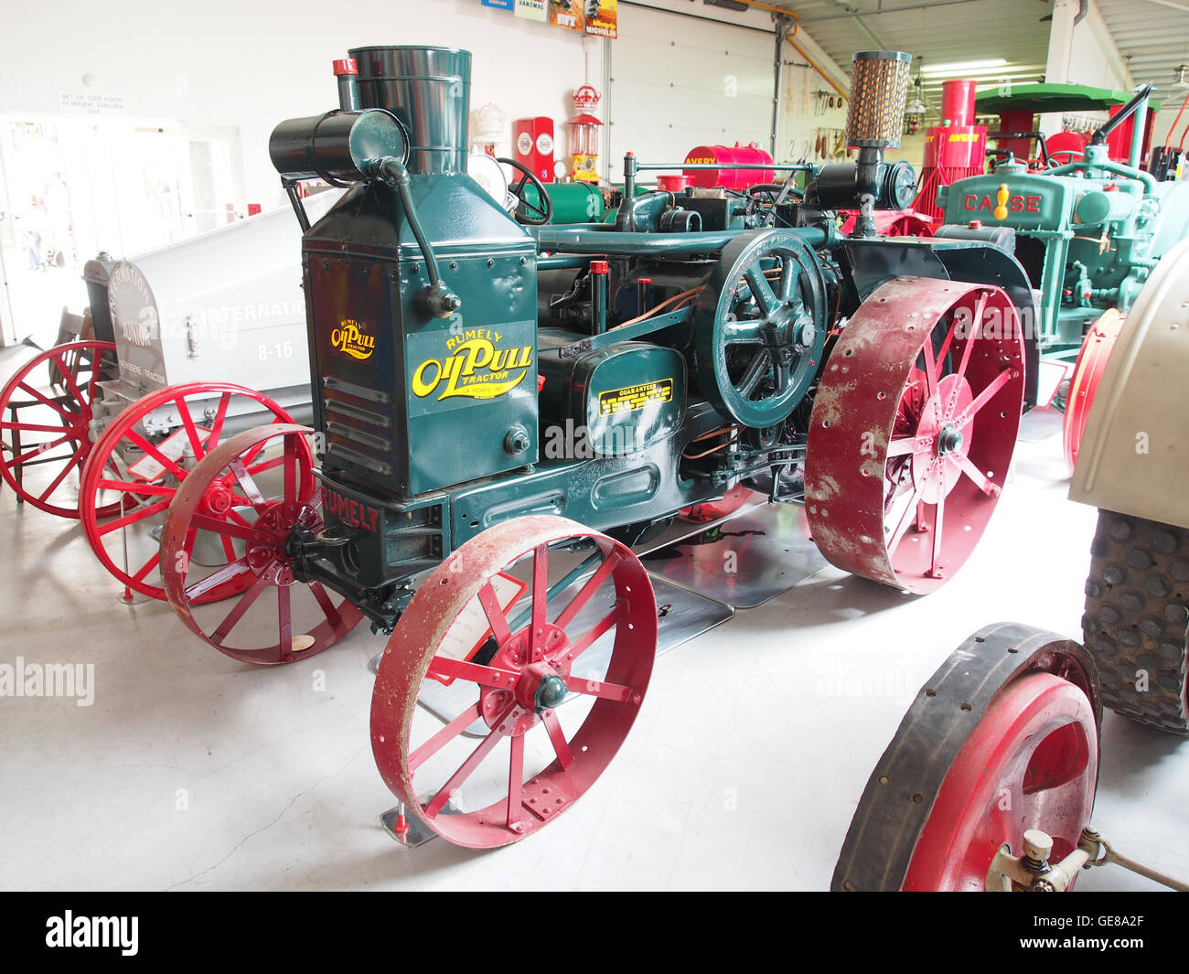 1910 Rumely Oil Pull 20hp, a classic American tractor from the early ...