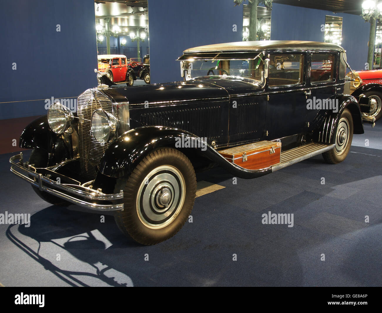 Car landaulet hi-res stock photography and images - Alamy