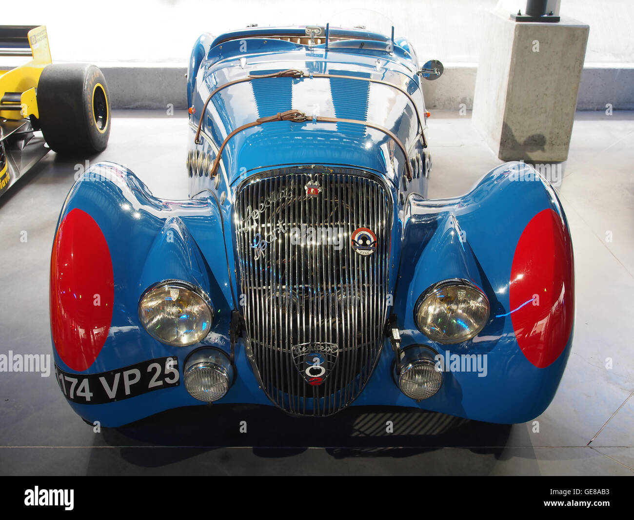 The 1937 Peugeot 302 Special Sport and 1938 Peugeot 402 Darl Mart ...