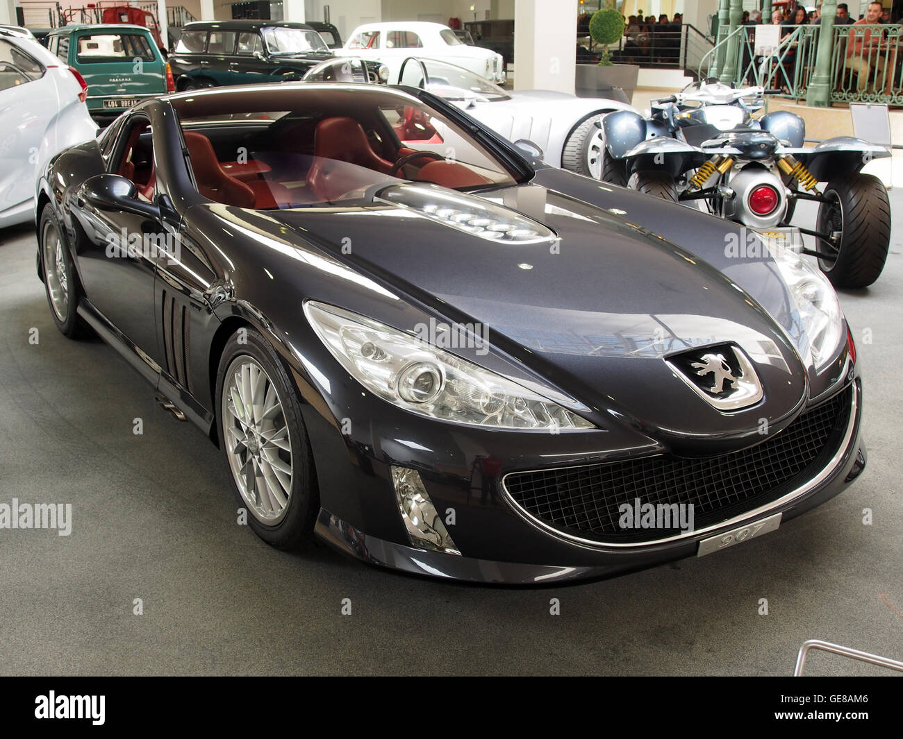 The 2004 Peugeot 907 is a concept car that showcases Peugeot's ...