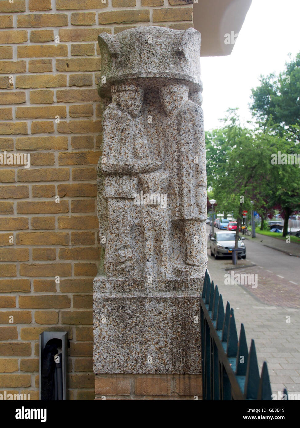 The Berlage Lyceum, located on Jozef Israelsstraat in Amsterdam, is an ...