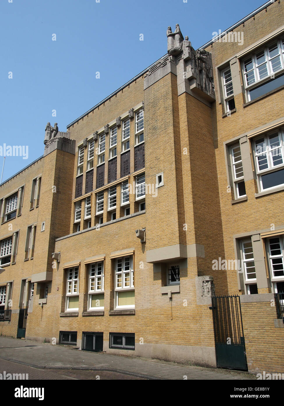 An image of the Berlage Lyceum, an iconic school building in Amsterdam ...