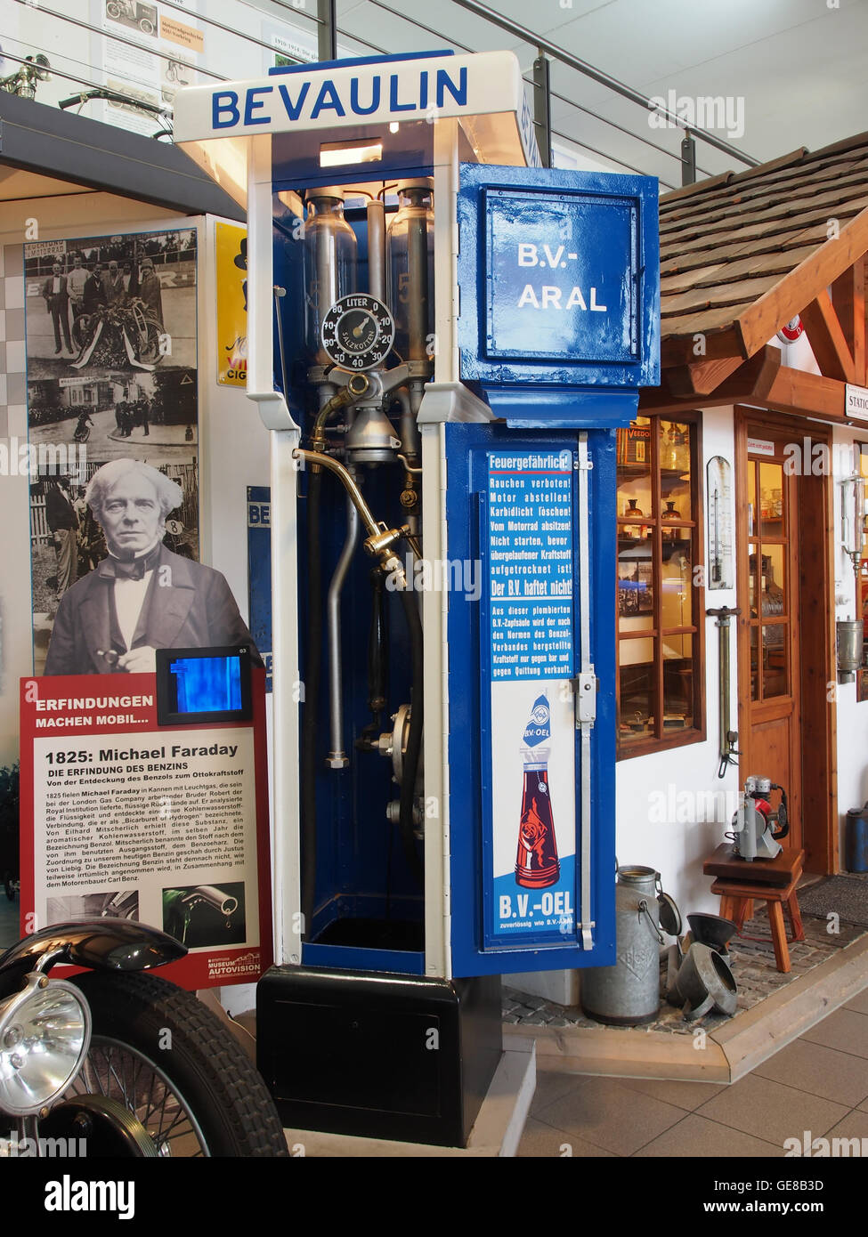 An image of a Bevaulin Zapfseule, a vintage German gas pump. The ...