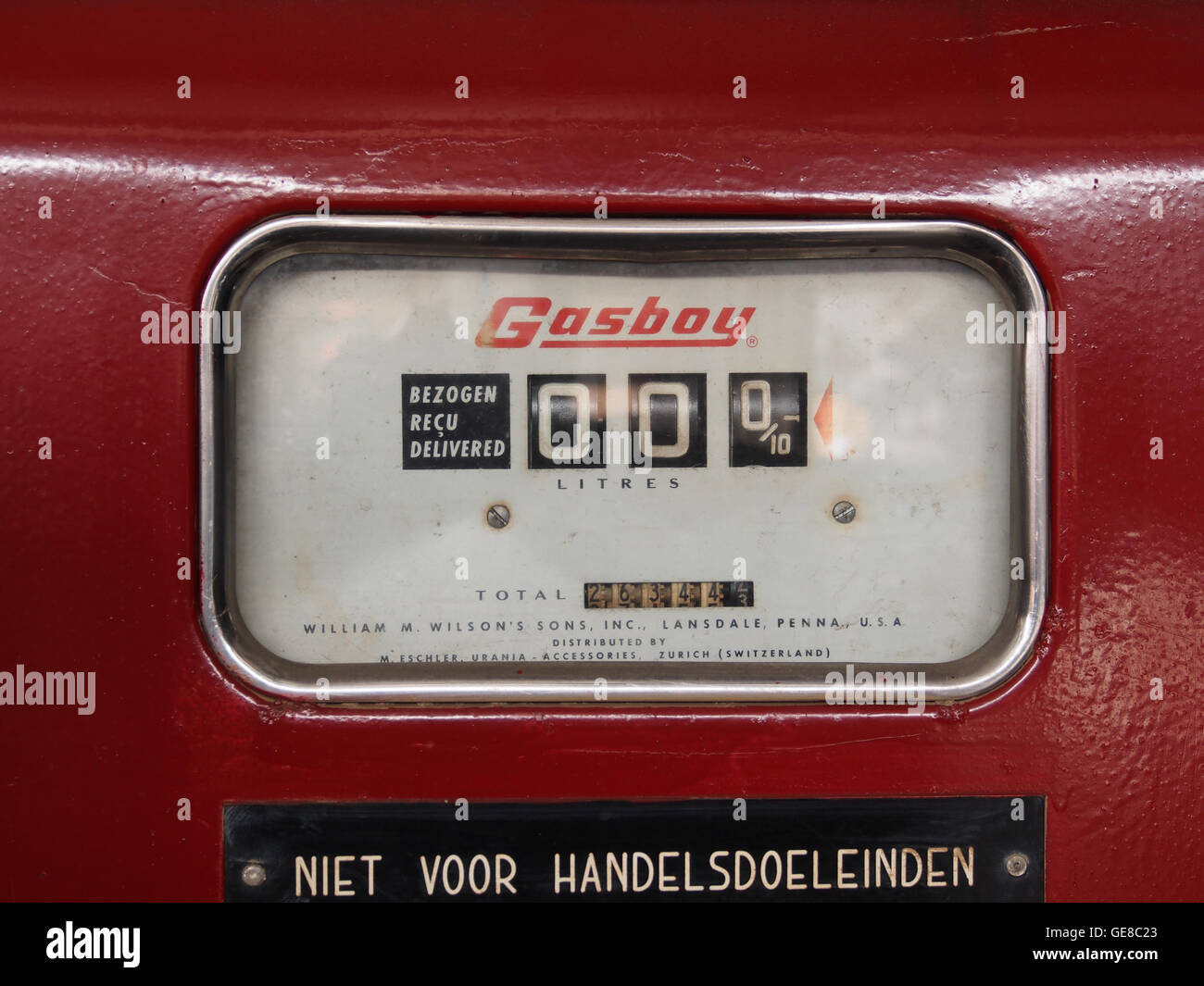 The Gasboy benzinepomp, displayed at the Museum voor Nostalgie en ...