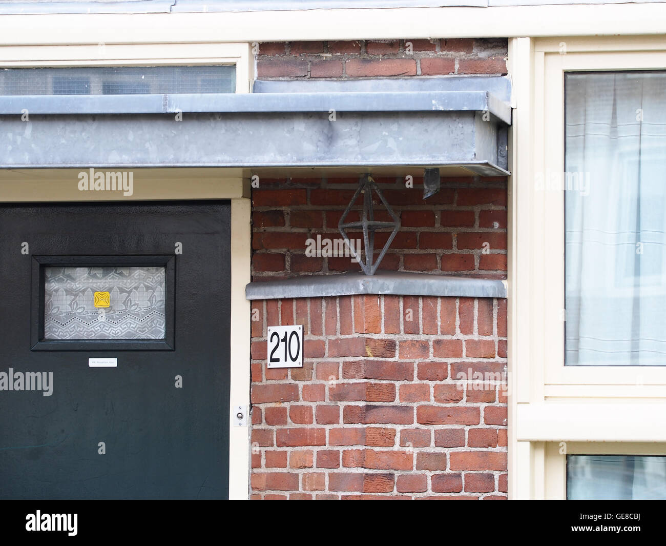 210 showcases hi-res stock photography and images - Alamy