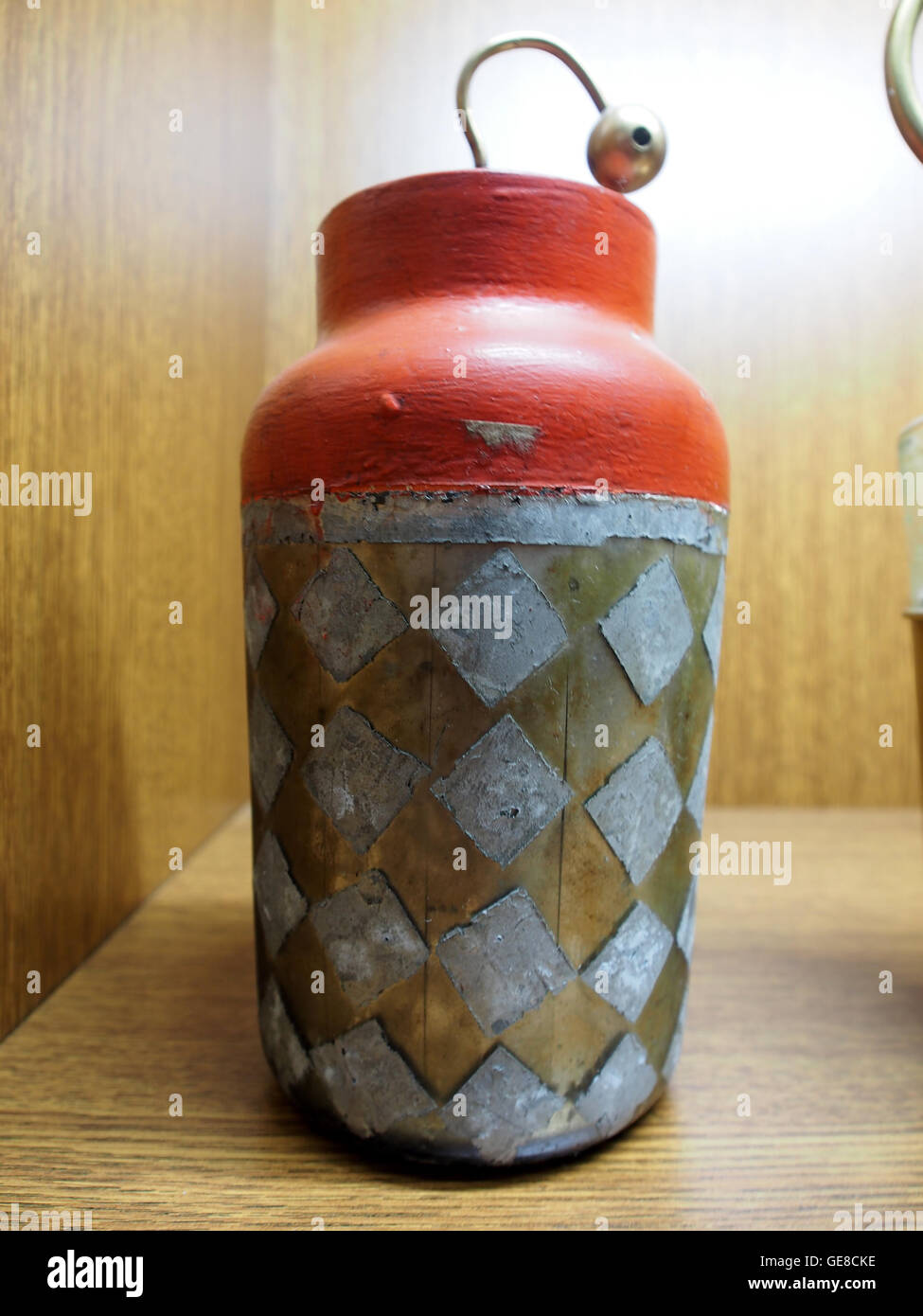 Leyden jar hi-res stock photography and images - Alamy