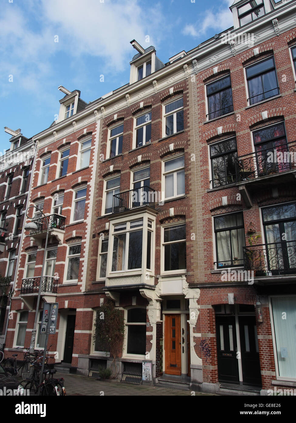 This photograph showcases Sarphatipark, a public park located in ...