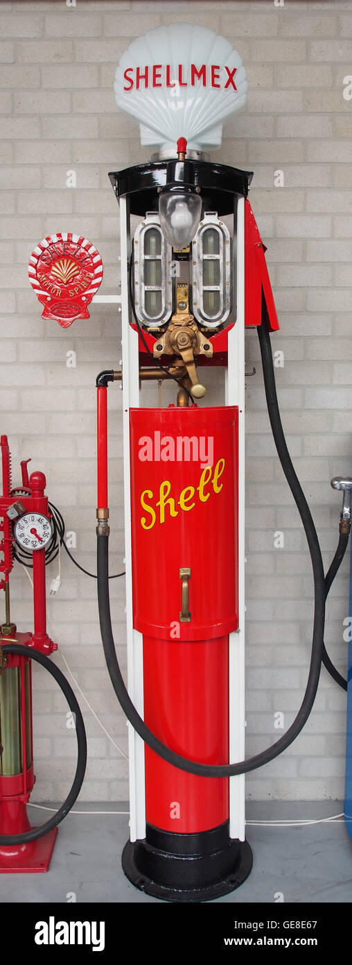 Petrolpump Stock Photos & Petrolpump Stock Images - Alamy