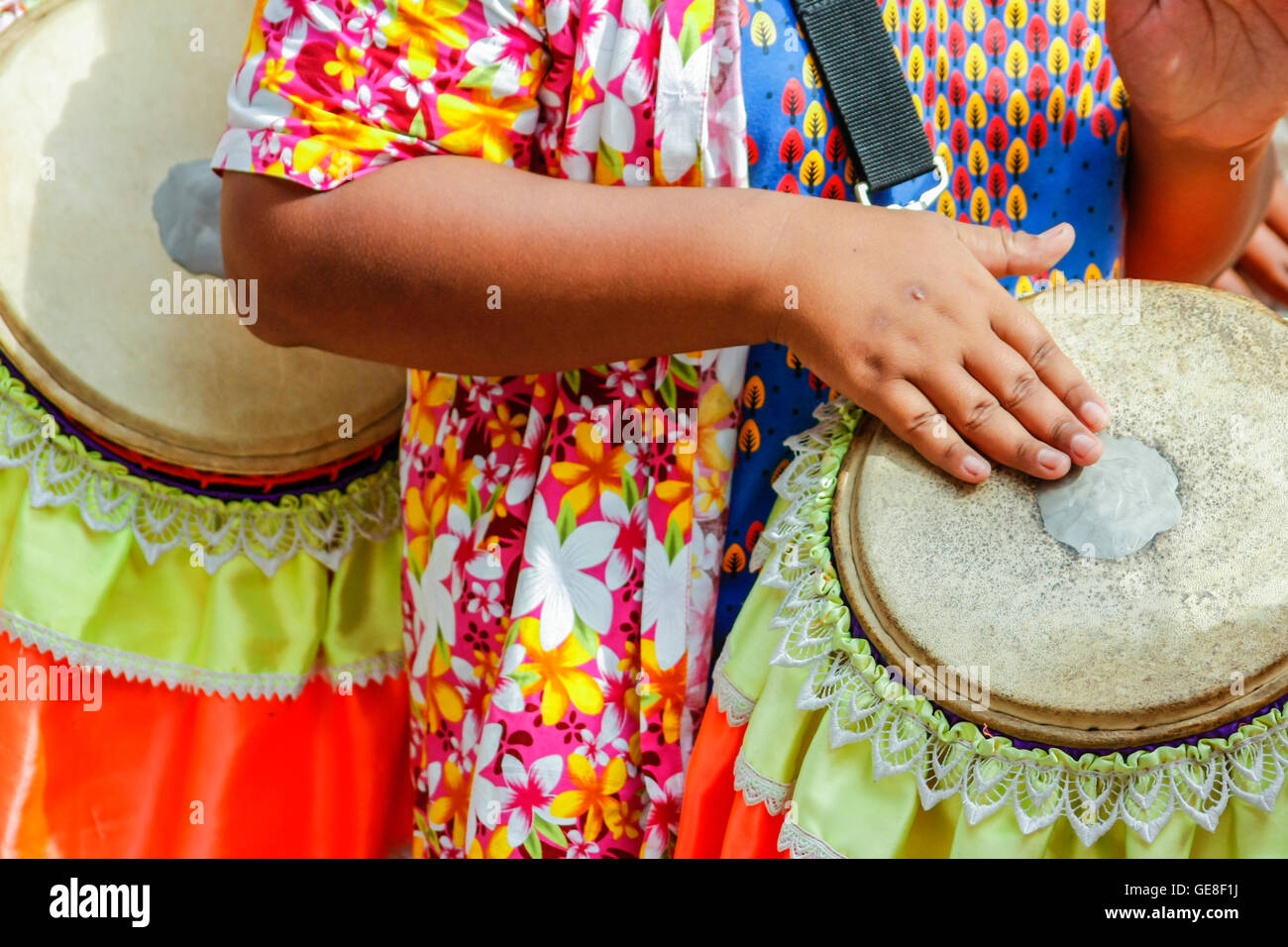 Tom tom drum hi-res stock photography and images - Alamy