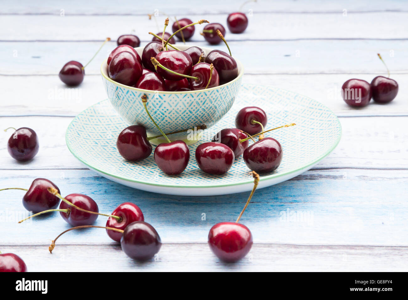 Bowl of cherries Stock Photo - Alamy