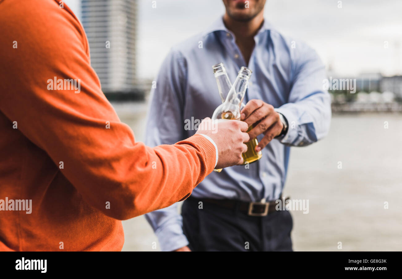 Friends colleagues on beer hi-res stock photography and images - Alamy