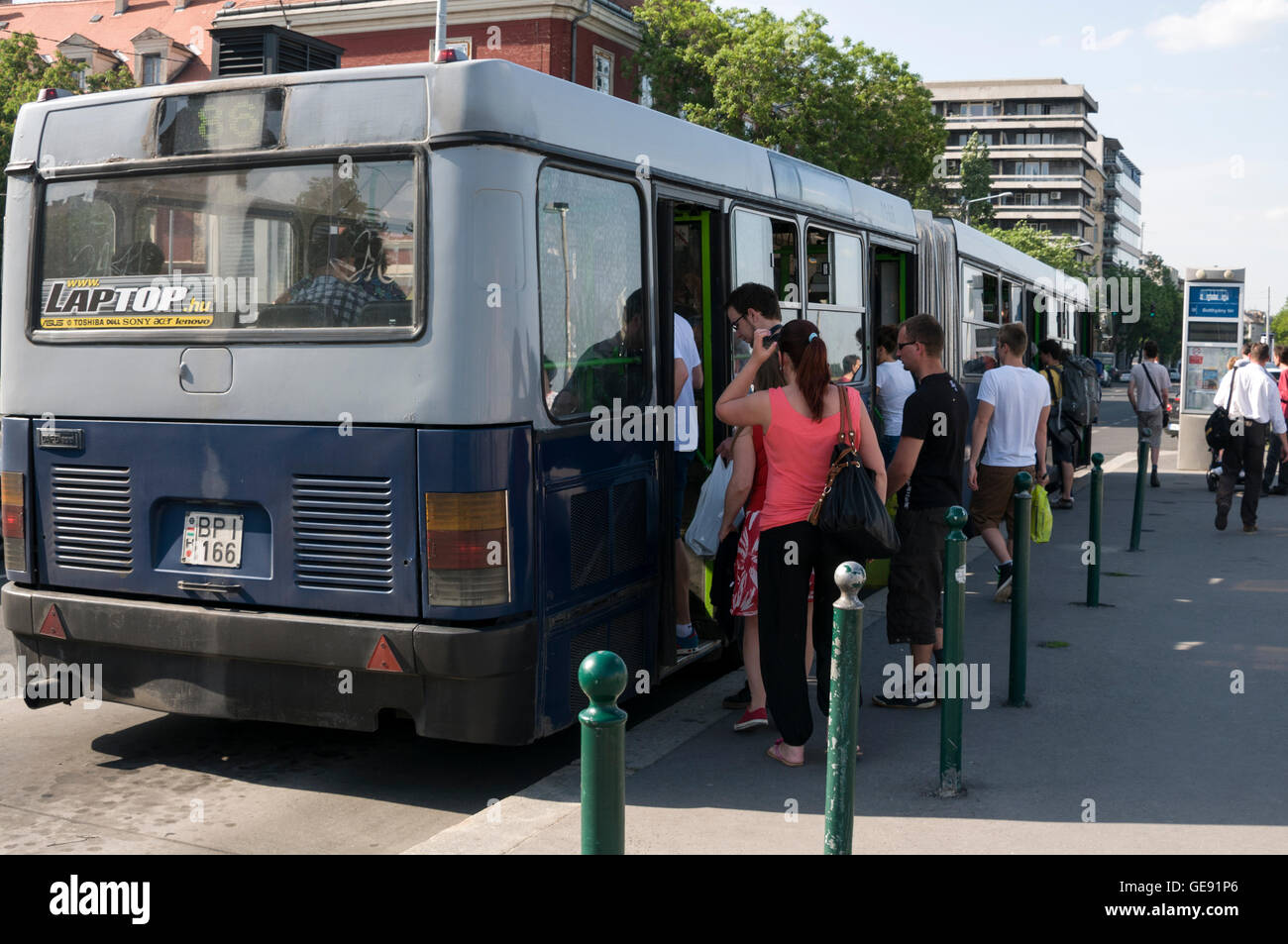 Commuter bus hi-res stock photography and images - Alamy