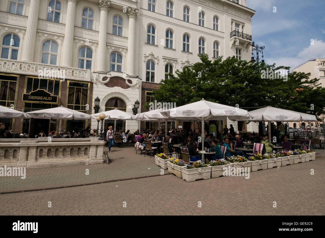 Cafe Gerbeaud Budapest High Resolution Stock Photography and Images - Alamy