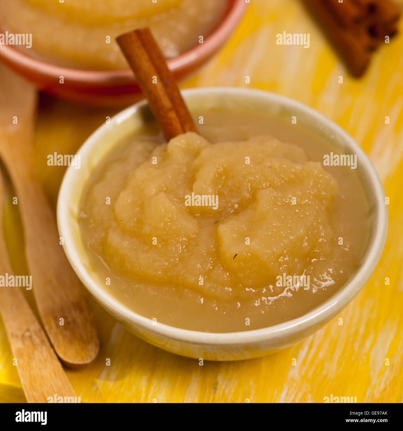 Applesauce hi-res stock photography and images - Alamy