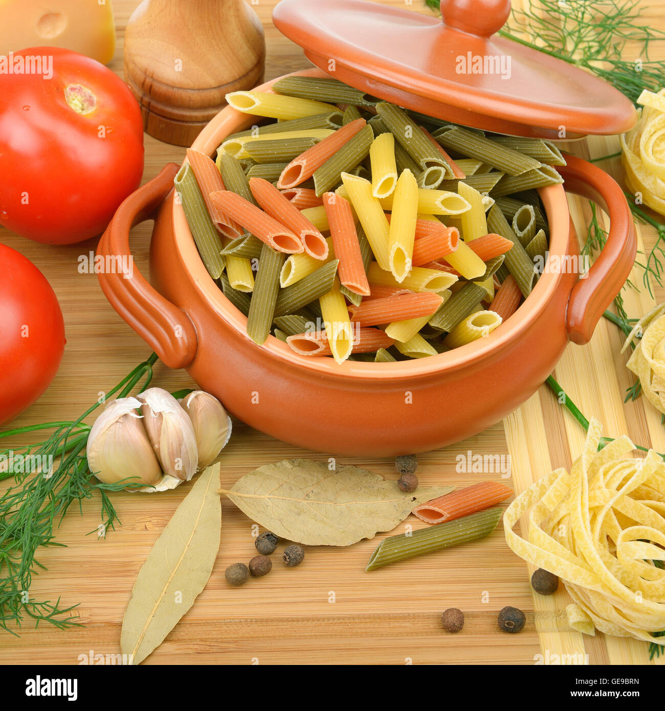 Stuff pasta hi-res stock photography and images - Alamy
