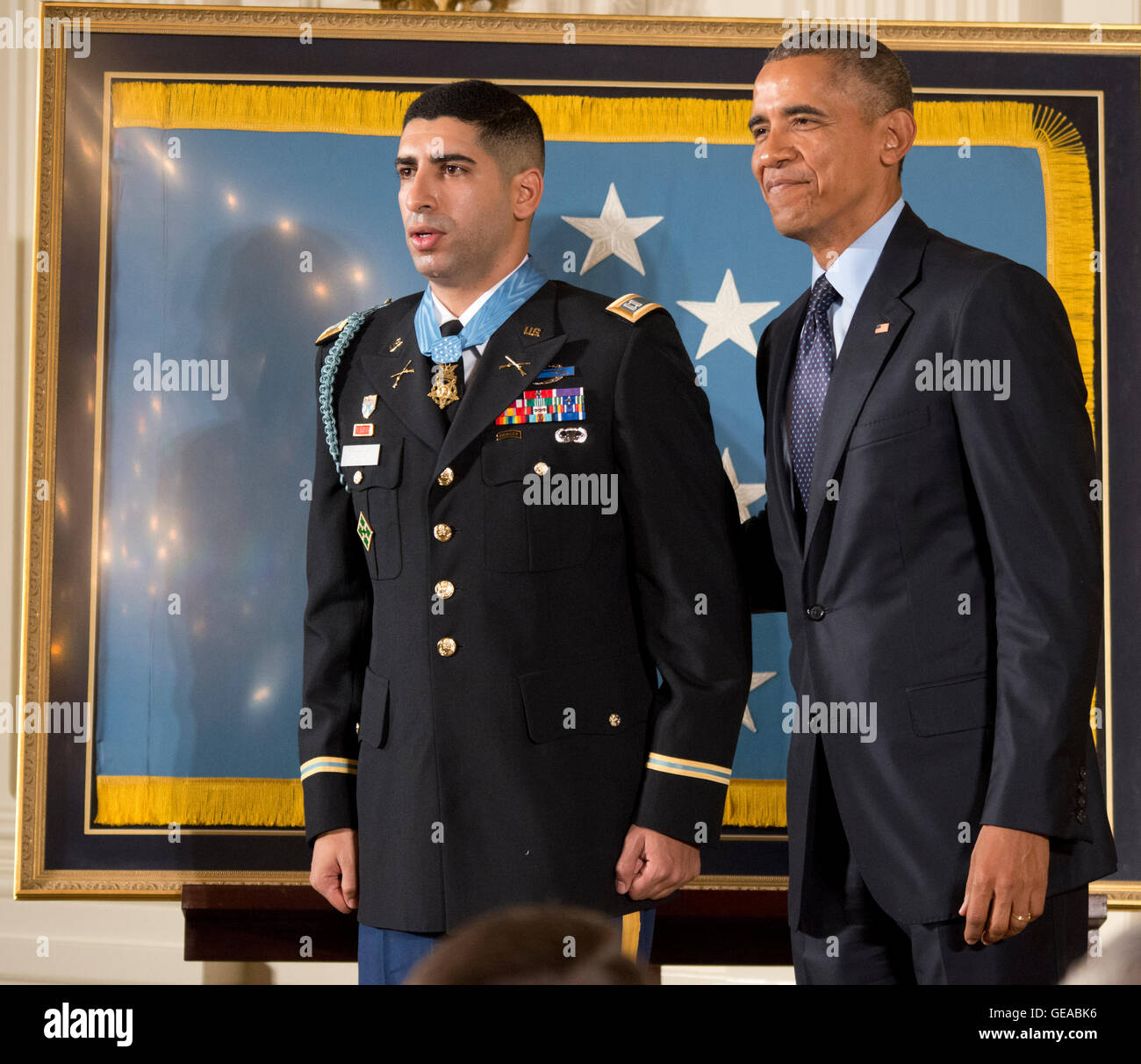 Capt florent groberg hi-res stock photography and images - Alamy